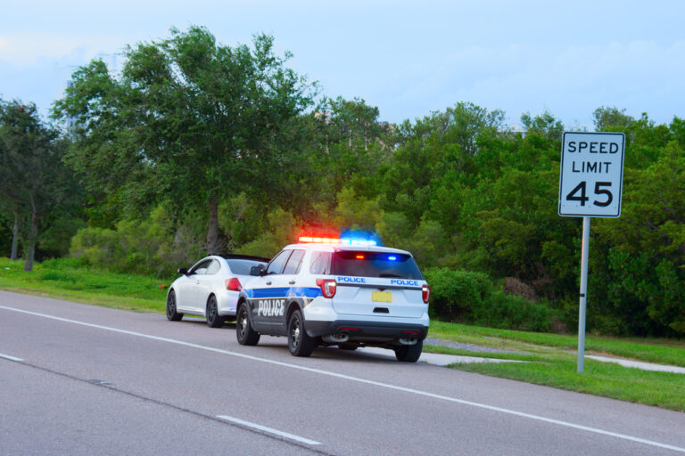 Blog Law Office of Elizabeth Lawrence » What is a Moving Traffic Violation